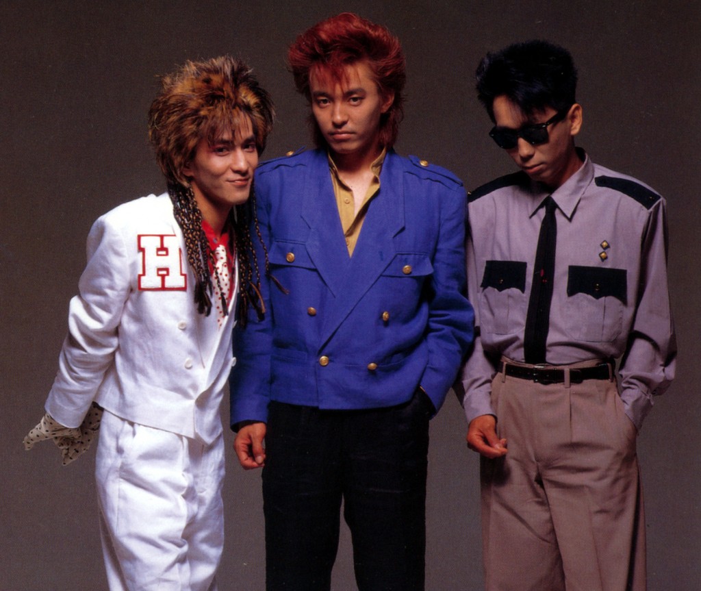 「TMR(T.M.Revolution)」と「TMN(TM NETWORK)」の違いは? | 1分で読める!! [ 違いは? ]